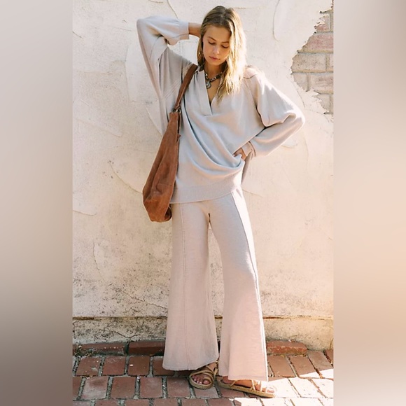Free People | Pants & Jumpsuits | Free People Beach Drea Sweater Set ...